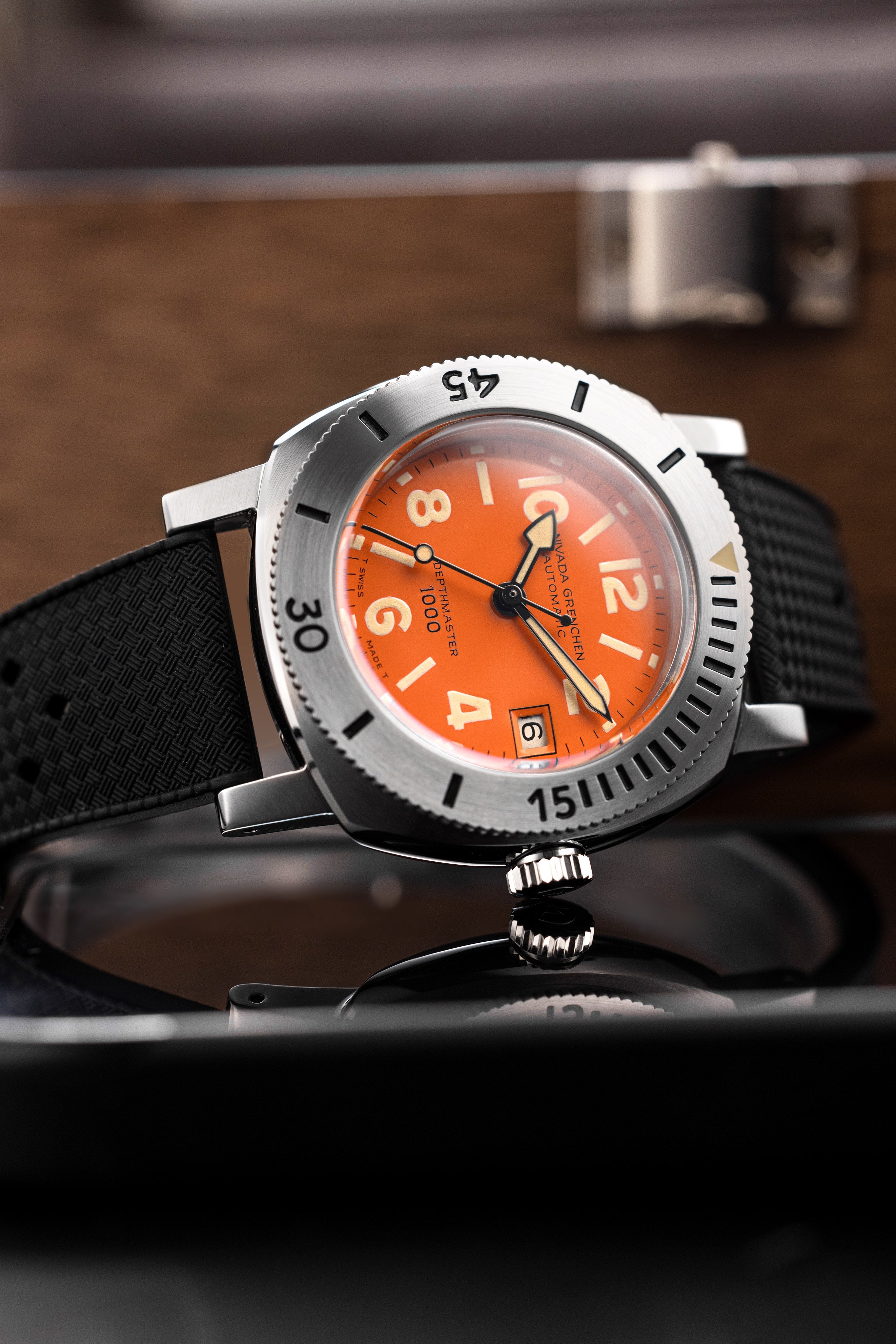 Orange Depthmaster – Nivada Grenchen